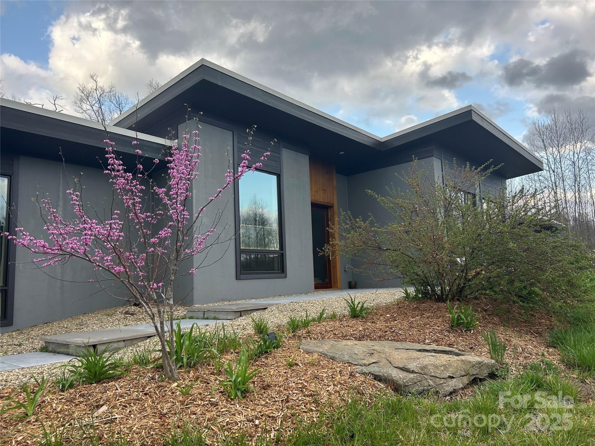 $1,995,000 - 3 Bed, 3 Bath Home - 17 Fig Tree Lane, Asheville, NC 28803 ...