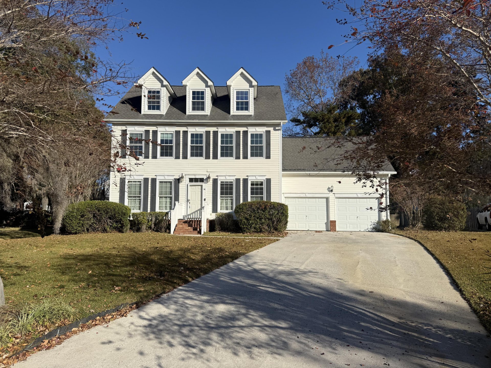 $529,000 - 3 Bed, 2 Bath Home - 141 Dominion Court, Charleston, SC ...