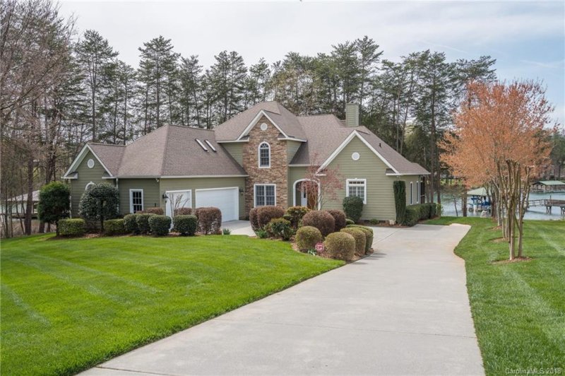 Davidson Real Estate | Mooresville, SC | 1 Sold