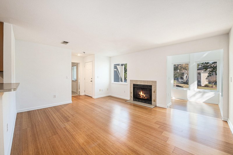 $375,000 - 2 Bed, 2 Bath Home - 272 Alexandra Drive 3, Mount Pleasant ...